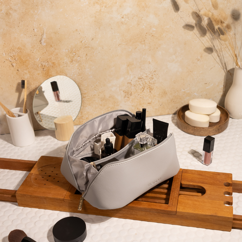 Cosmetics & Beauty Cases - Maison Minimalist
